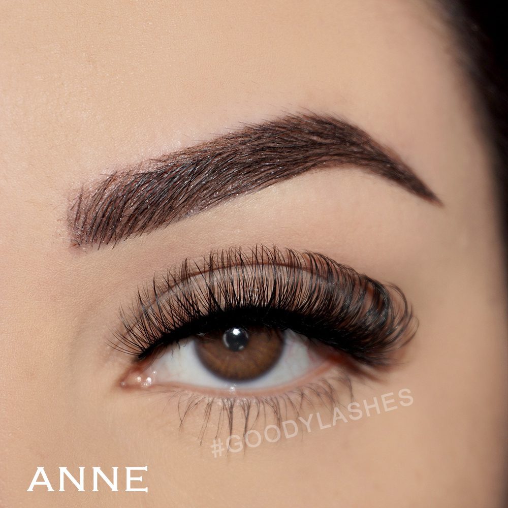 Russian Volume Lashes - GoodyLashes